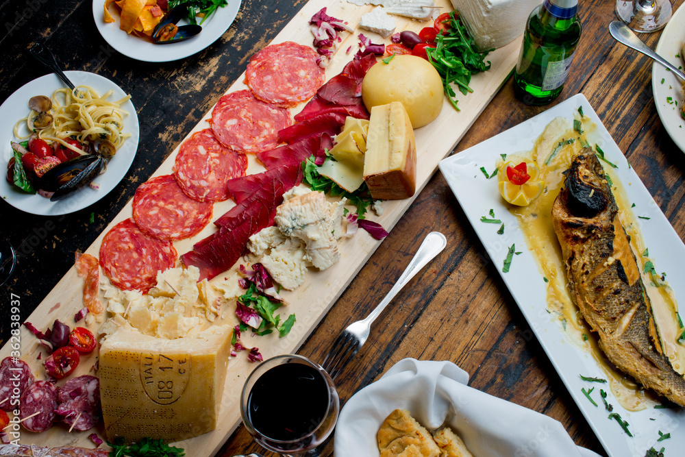 Lobster, mussels, clams and shrimp. Classic Italian restaurant entree ...