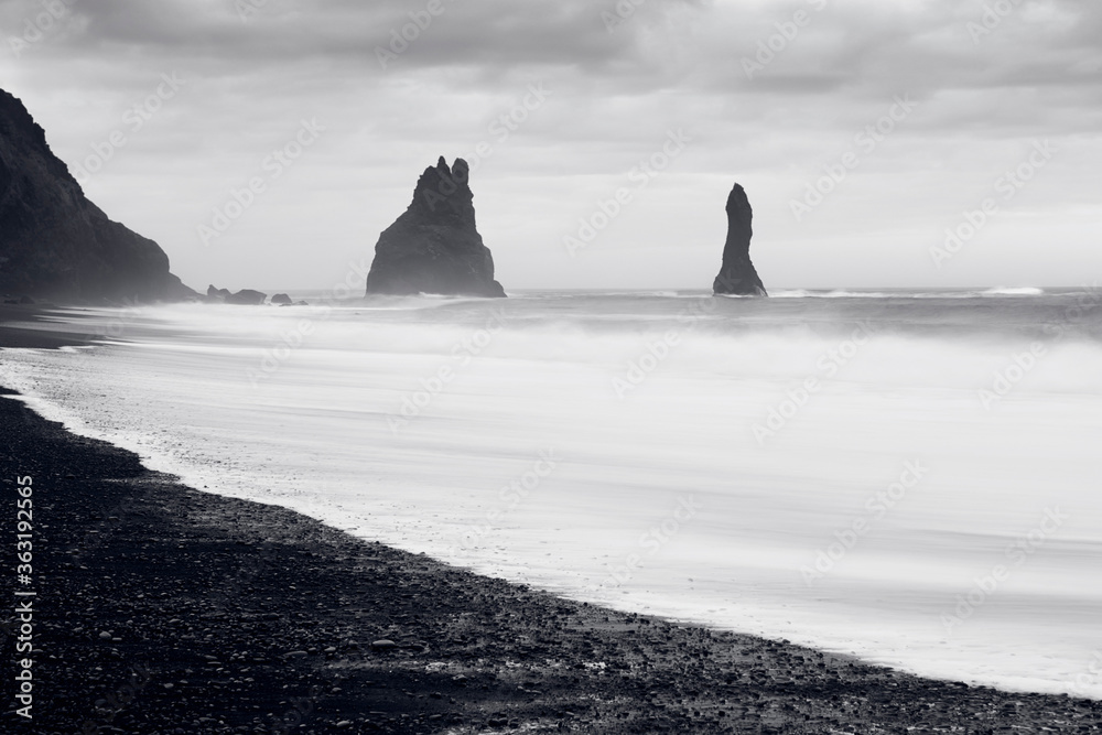 Reynisfjara beach landscape in Vik, Iceland whit Reynisdrangur in the ...