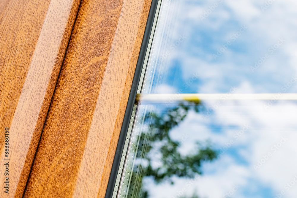 Plastic laminated Windows with partitions in double-glazed Windows ...