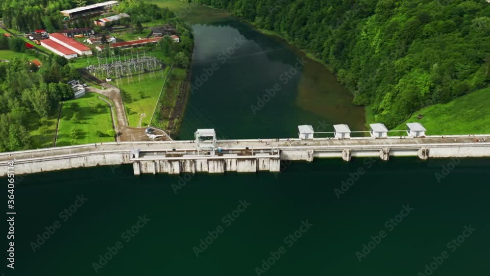 Vidéo Stock The Solina Dam aerial view, largest dam in Poland located ...