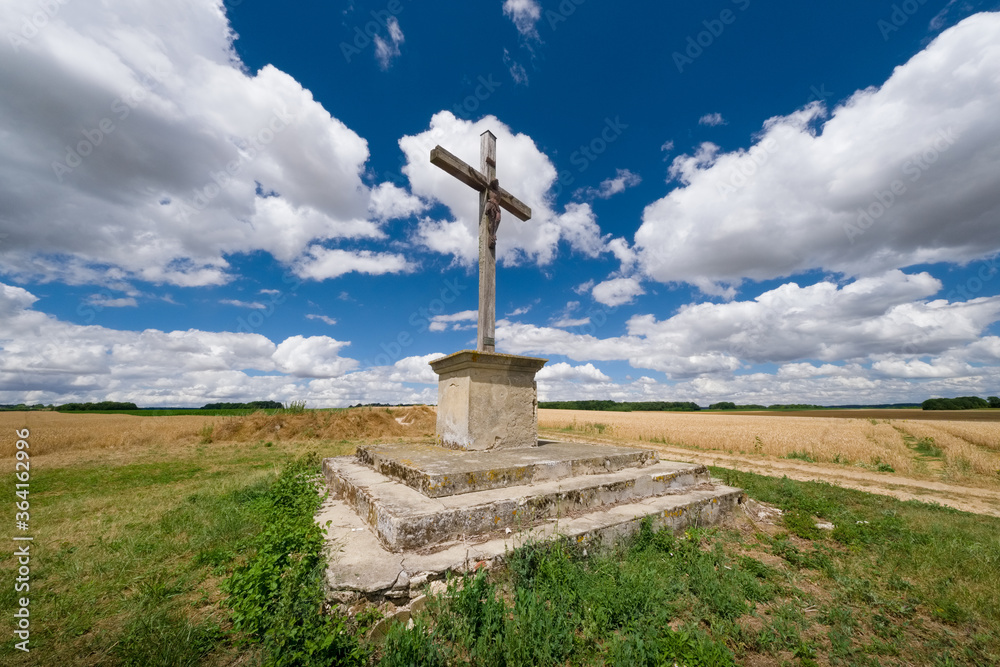 Un croix symbole de la religion chrétienne Stock Photo | Adobe Stock