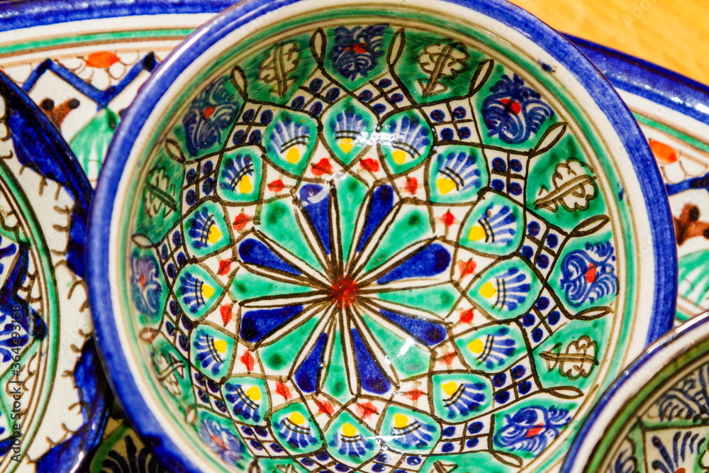 Traditional Uzbek Plates and dishes in Uzbekistan, Central Asia. Silk ...
