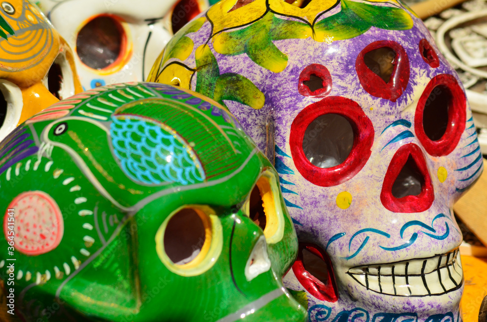 Calaveras De Muerte Y Alas De Mariposa
