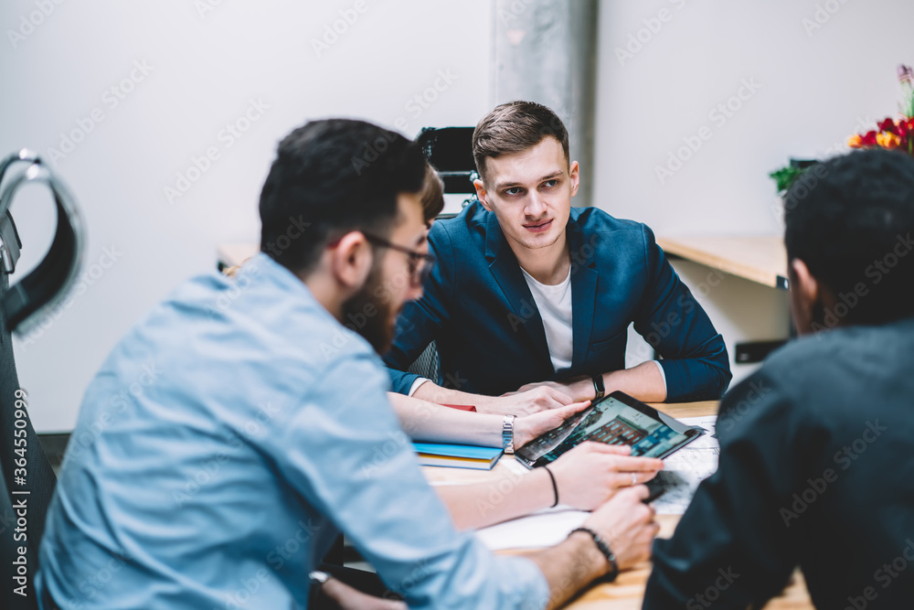 Cooperative process of young professionals during briefing meeting i ...