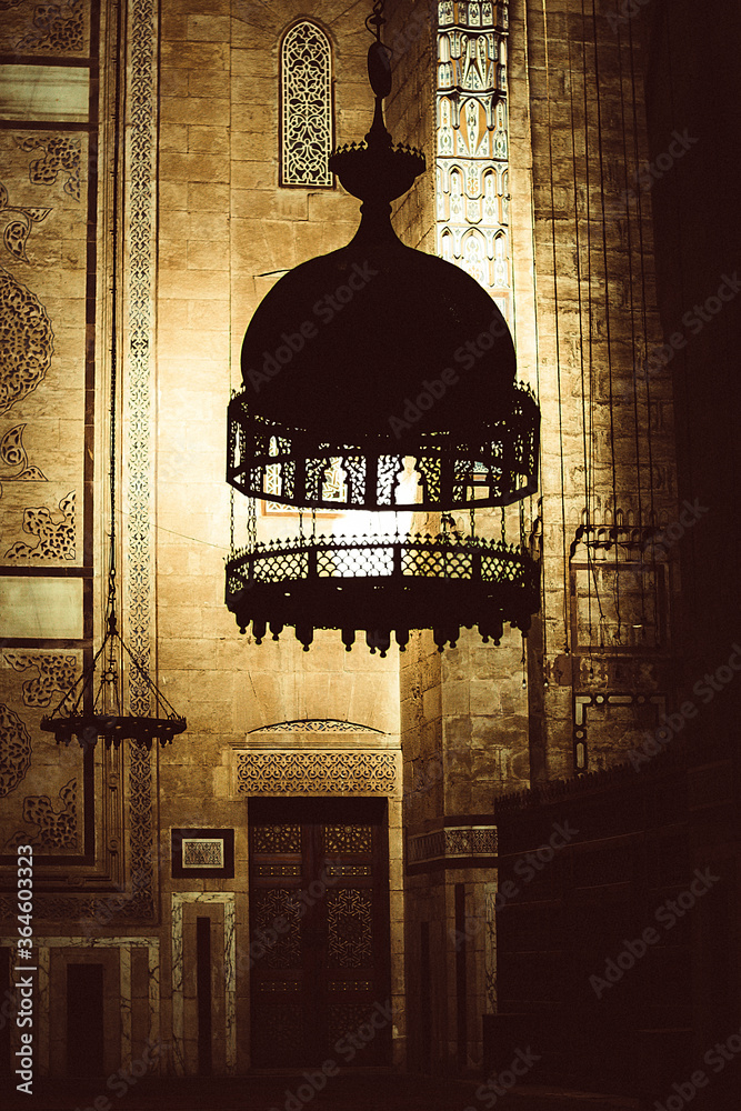 Inside the Al-Rifai Mosque in Cairo, Islamic motifs and inscriptions ...