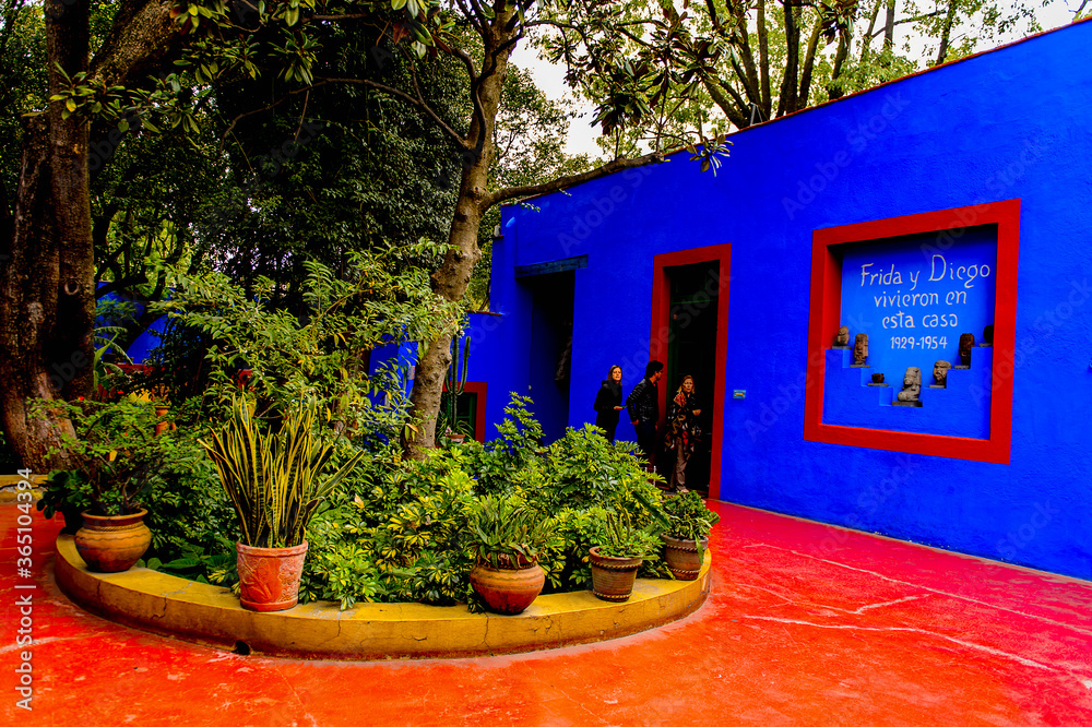 COYOACAN, MEXICO - OCT 28, 2016: Blue House (La Casa Azul), historic ...