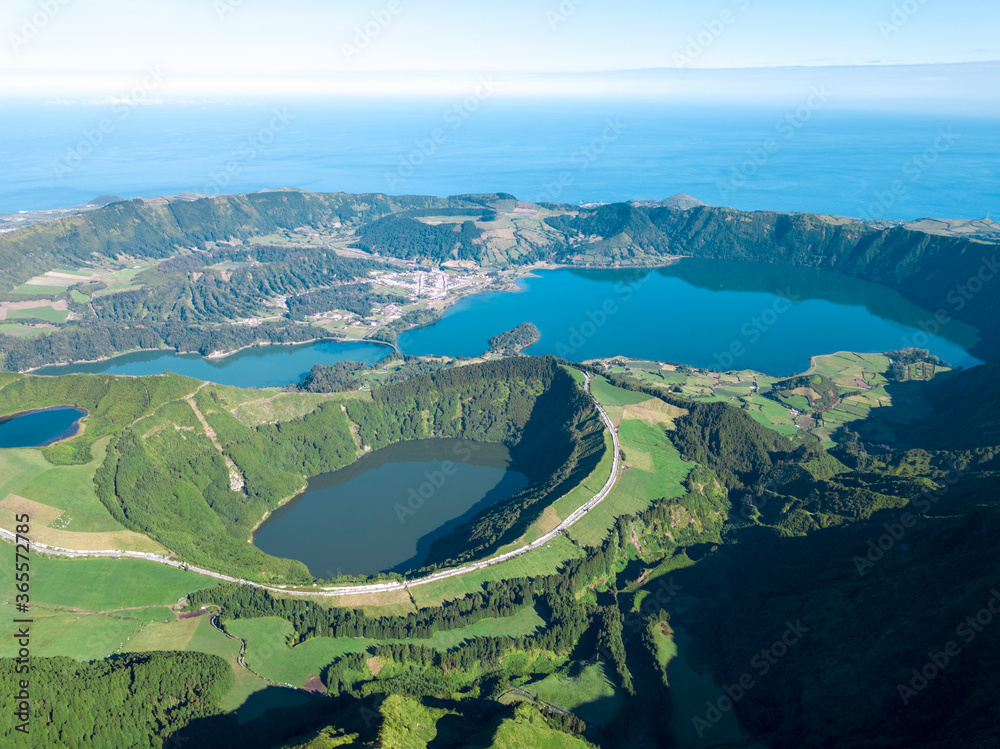 Fotka „Aerial view landscape Lagoa das Sete Cidades with the twin lakes ...