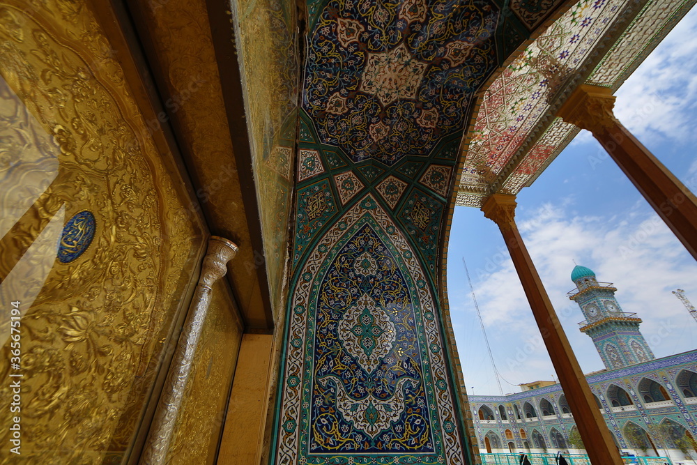 The shrine of Imam Musa Al-Kadhim and Imam Muhammad Al-Jawad in Al ...