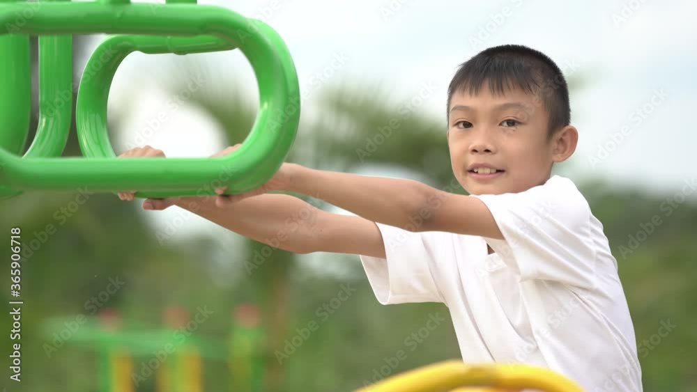 Kids playing and exercing on outdoor public gym park vídeo de Stock ...