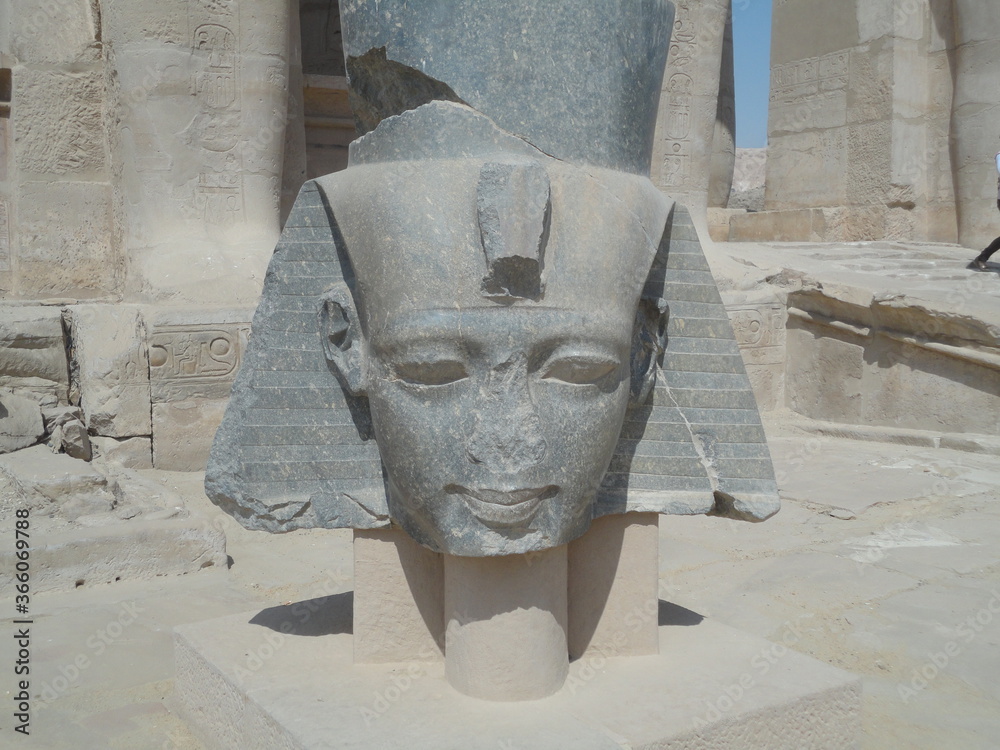 Ramses ii, Pharaonic statue in temples, Egypt, Abu Simbel temple Stock ...