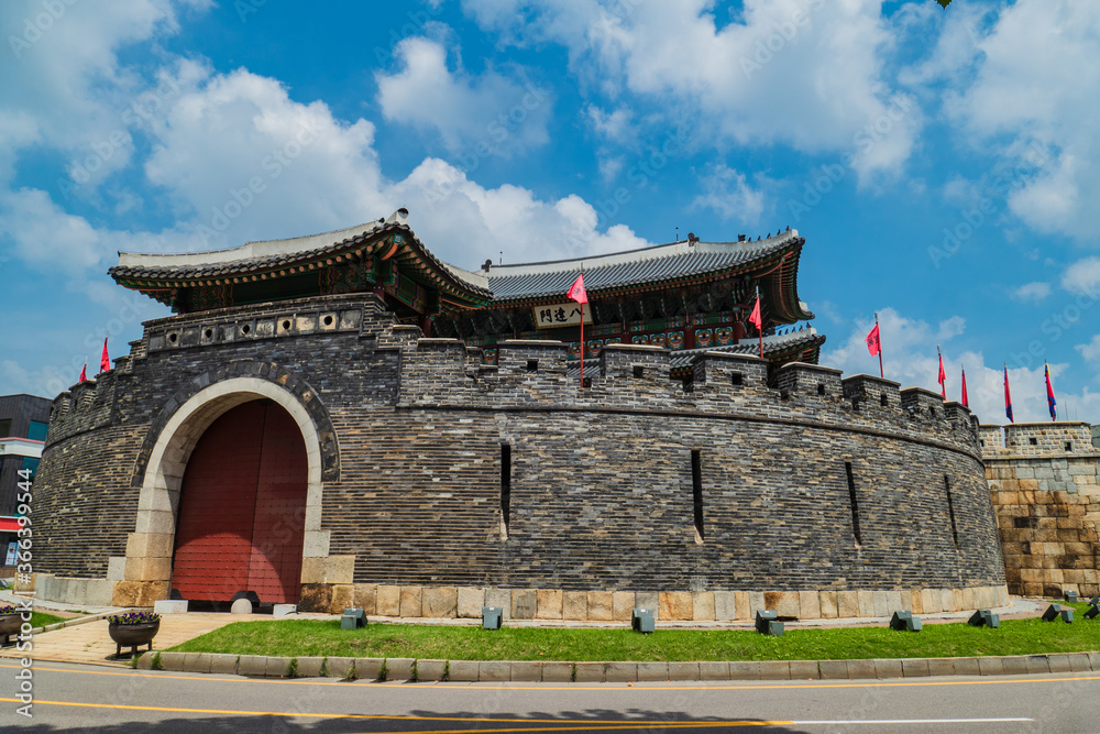 Paldalmun Gate. of Suwon Hwaseong Fortress (front side), Being designed ...