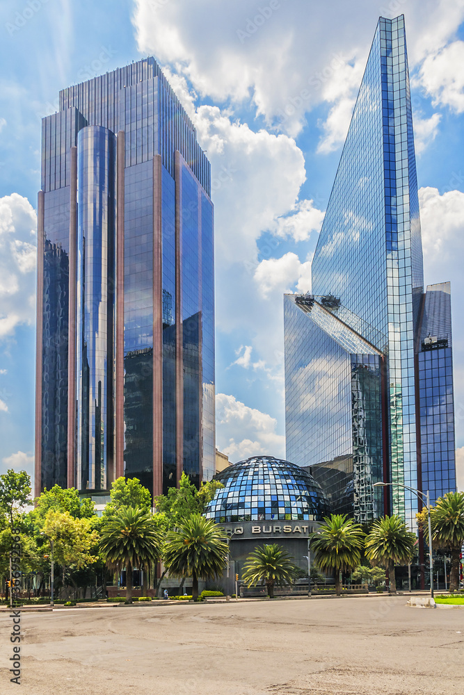 Paseo de la Reforma is a wide avenue in downtown Mexico City. Avenue ...
