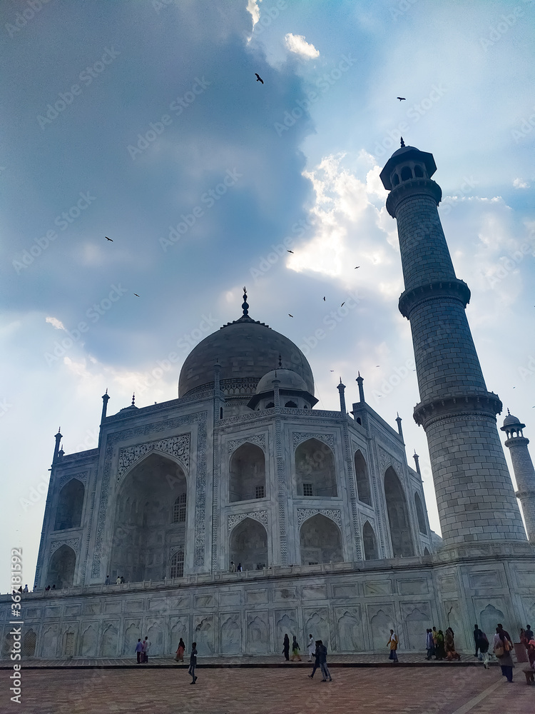 beautiful taj mahal view in Agra city, cloudy sky above the Taj Mahal ...