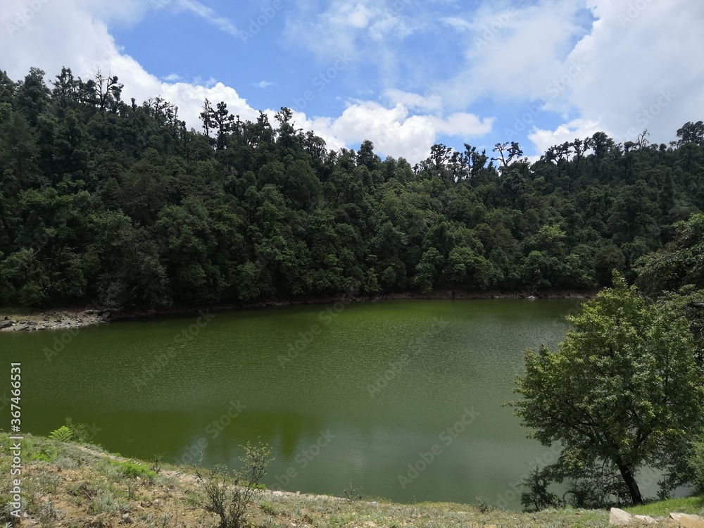 Deoria Tal trek, View of Himalayas, Deoria trek, Trek to Deoria Tal ...
