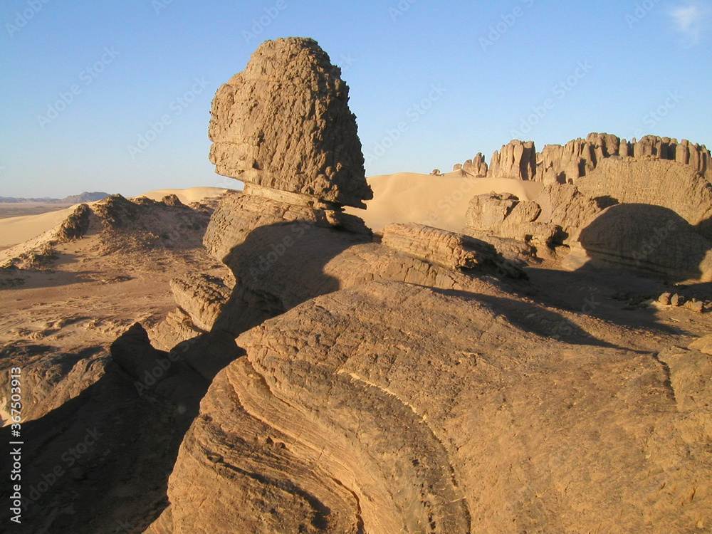TAMANRASSET, HOGGAR MOUNTAINS. THE SAHARA DESERT IN SOUTHERN ALGERIA ...