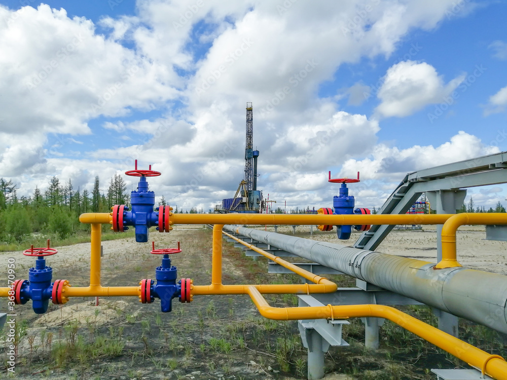Pipeline manifold of gas wells of producing gas wells in the northern ...