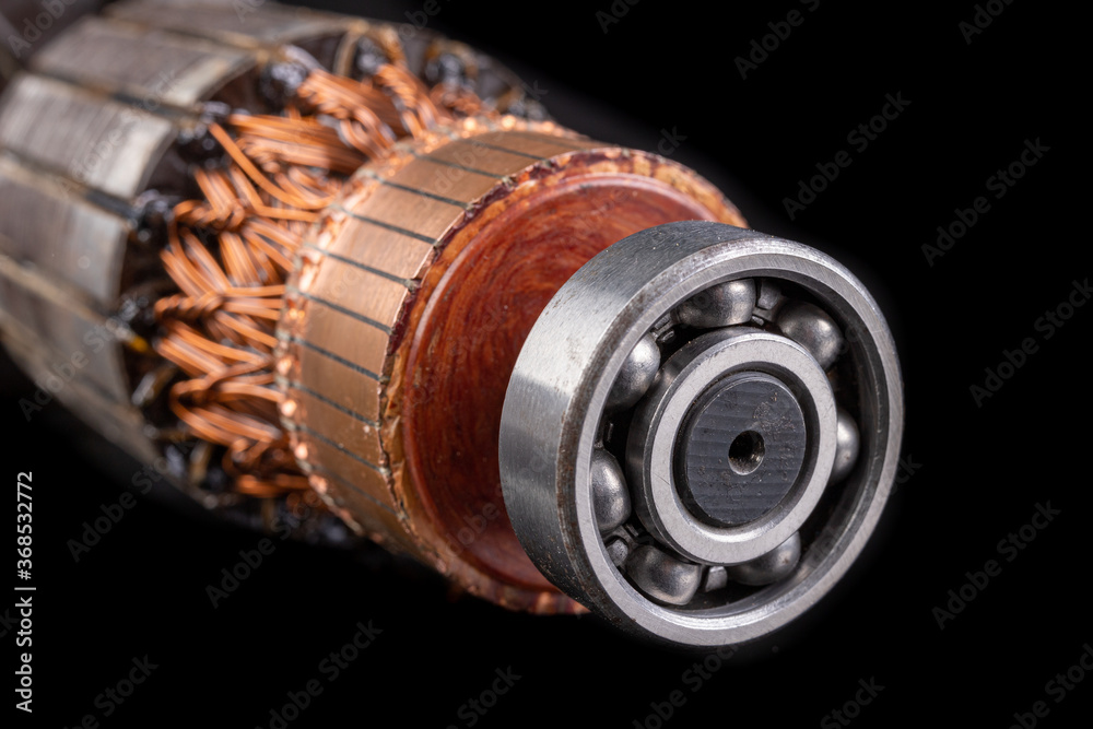 Electric motor rotor. Parts for the electric motor that drives the saw ...