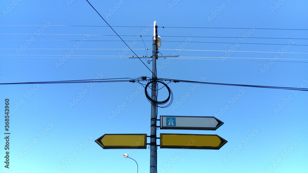 Right pointing blank white direction sign. road signs pointers. Yellow ...