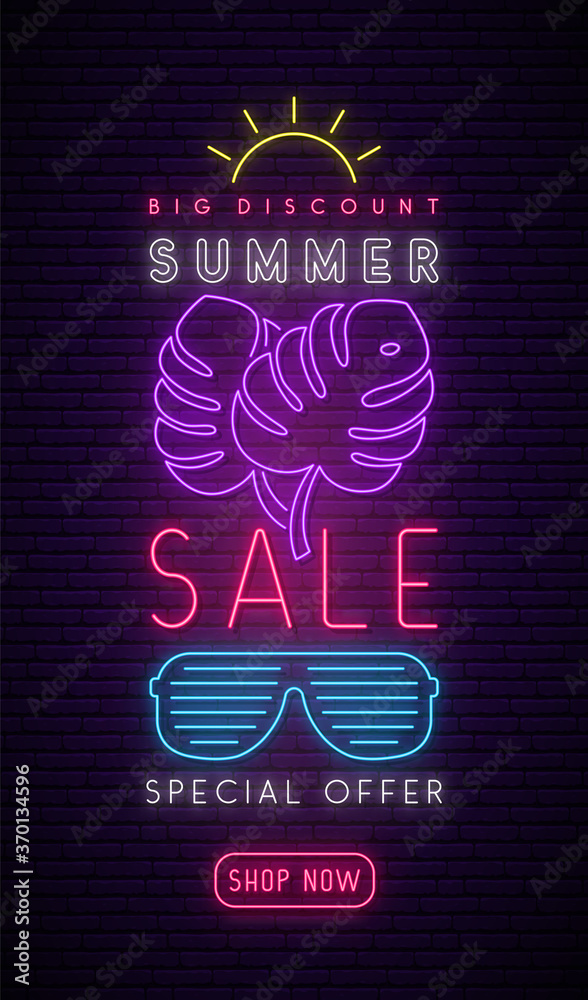 Neon Summer Sale signboard. Bright advertising banner in neon style ...