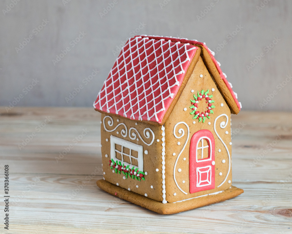 How to make gingerbread house, step by step, tutorial. Step 10 ...