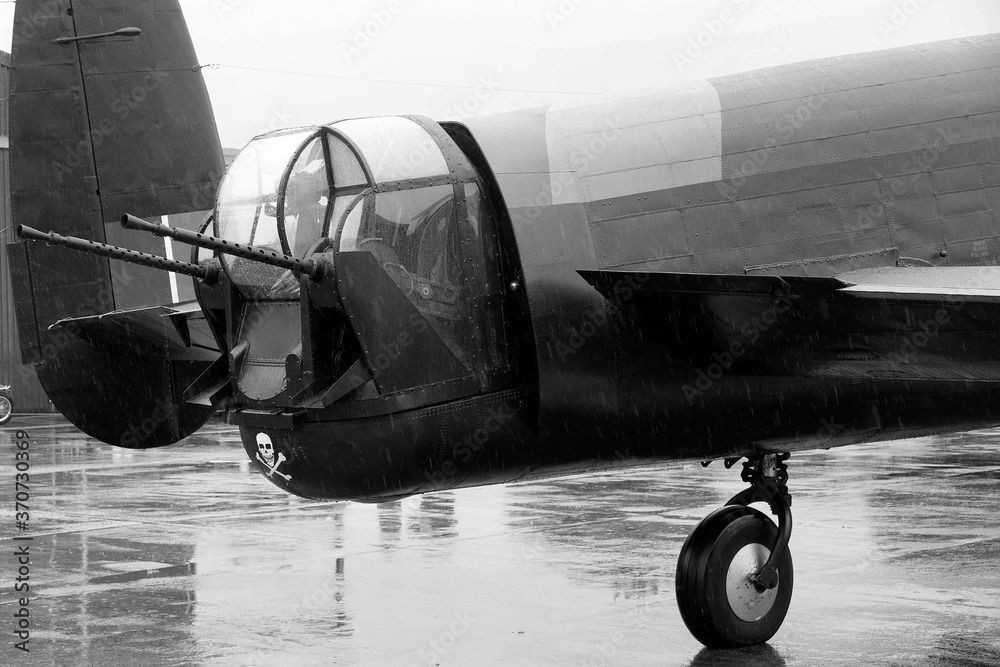 Avro Lancaster, bomber, ww2, heavy bomber, Dresden 1000 bomber raid ...