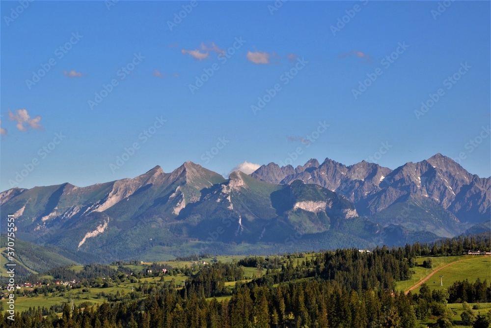 Tatra Mountains panorama. Gorgeous mountain range with high rocky peaks ...