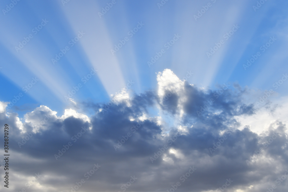 sol y nubes en el cielo Stock Photo | Adobe Stock