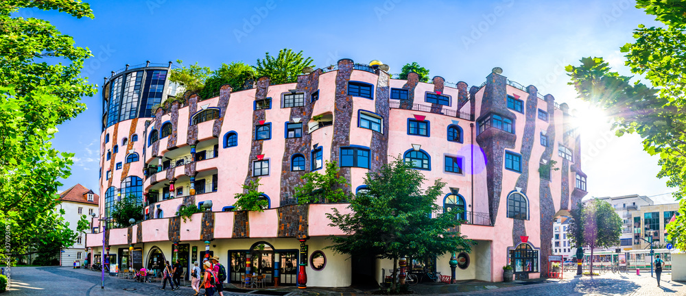 Foto de Magdeburg, Germany - June 16: famous Arthouse of the Architect ...
