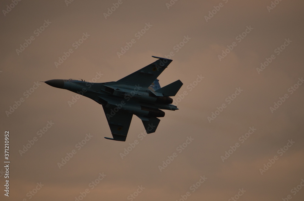 Poster Sukhoi Su-27 Russian military jet Flanker – Wall Art | UkPosters