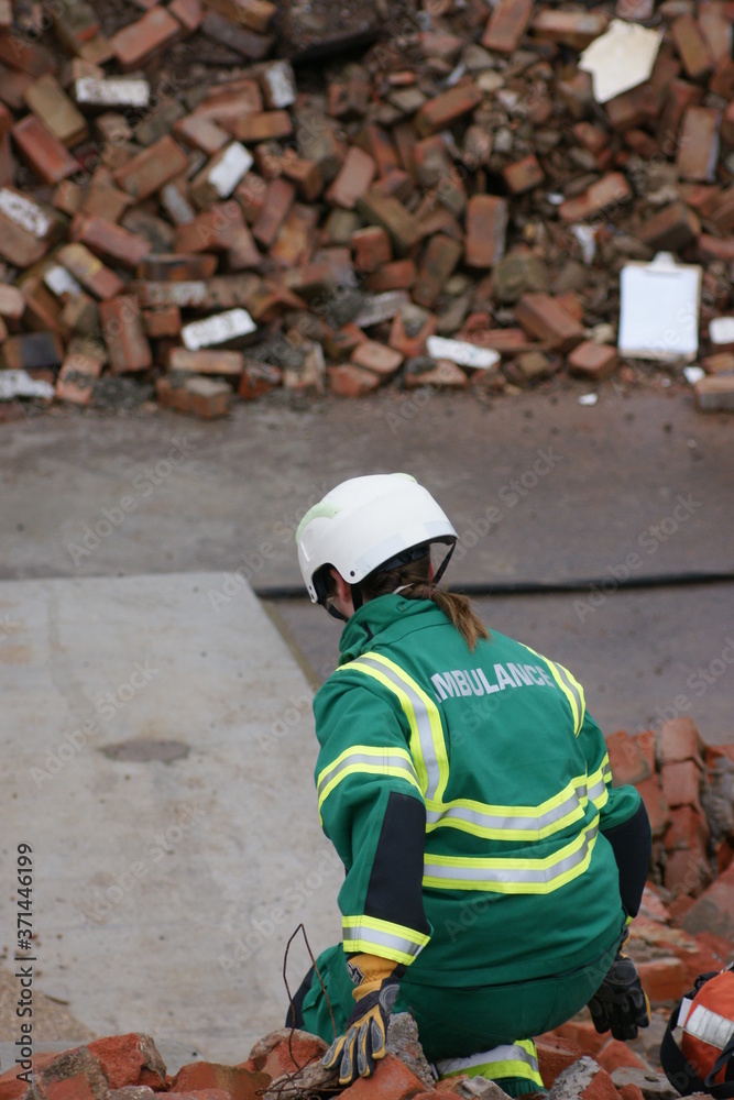 building collapses, disaster sone, urban search and rescue Stock Photo ...