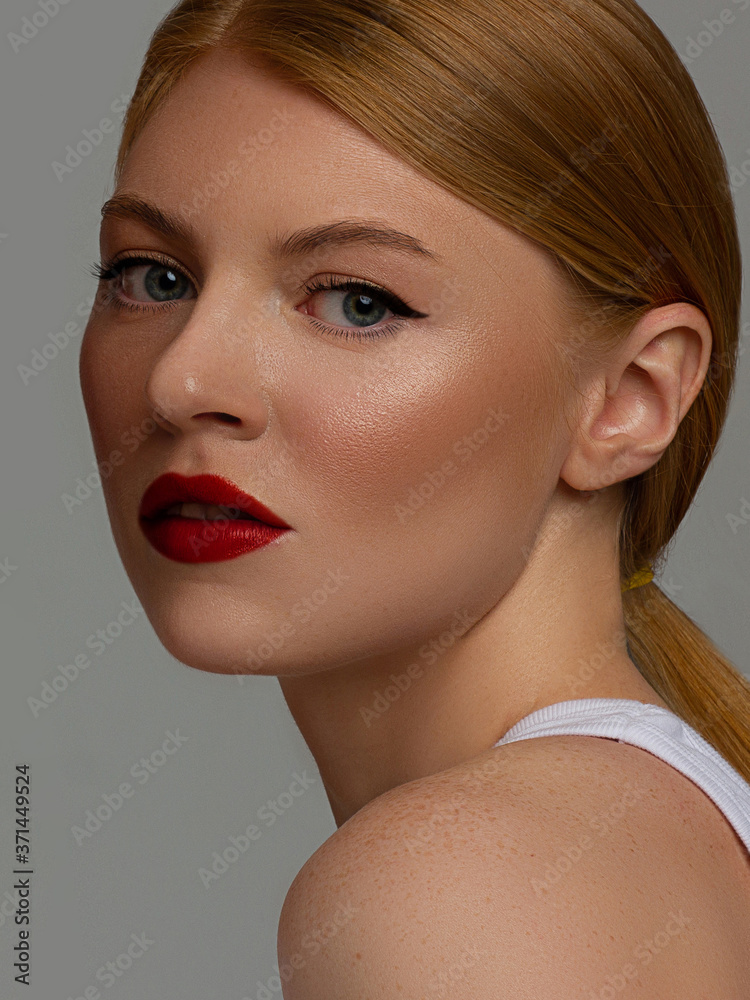 Beautiful red-hair model woman face with green eyes and perfect make-up ...