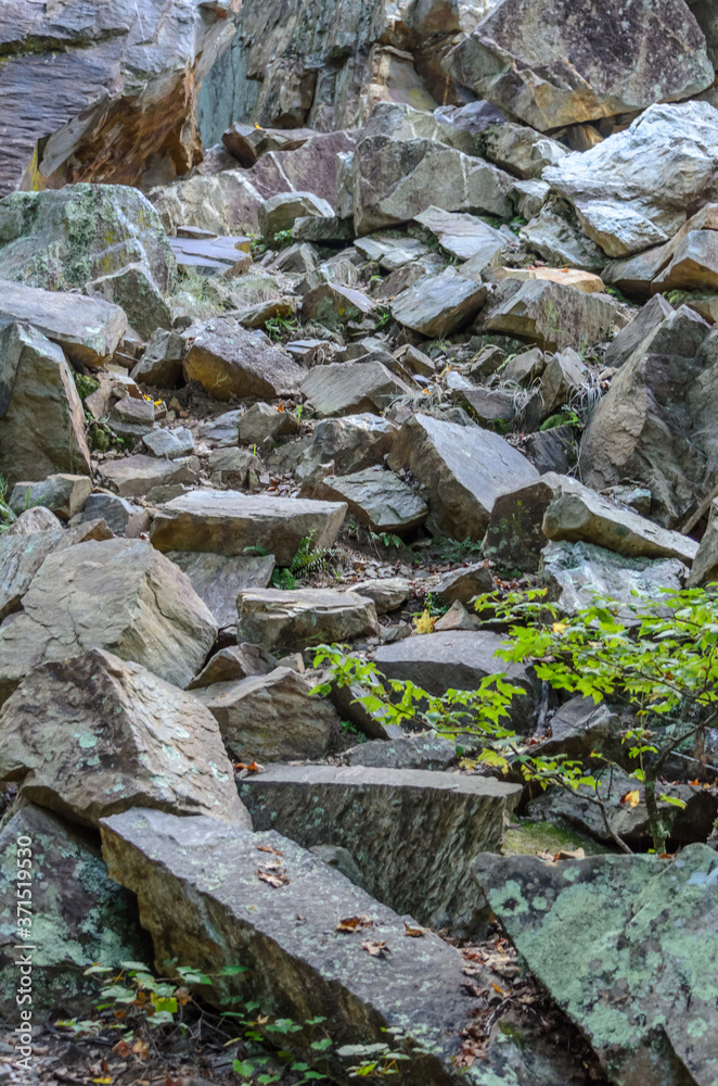 rock fall at base of gorge along high falls trail in the talladega ...