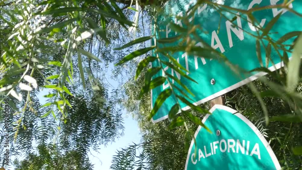 Freeway entrance sign on interchange crossraod in San Diego county ...