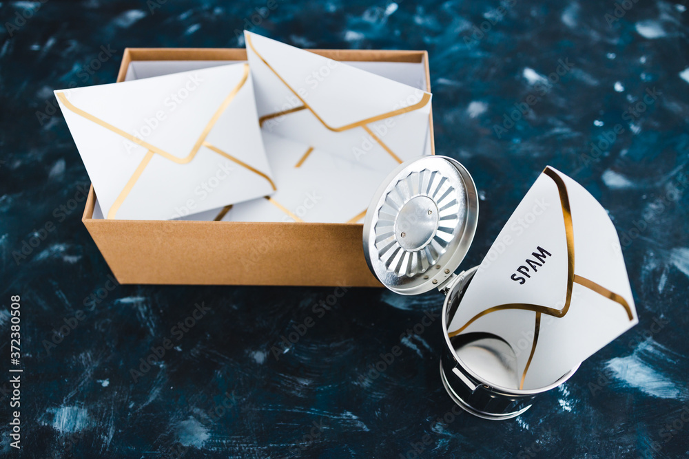 Foto de concept of inbox organisation, spam email envelopes with trash ...