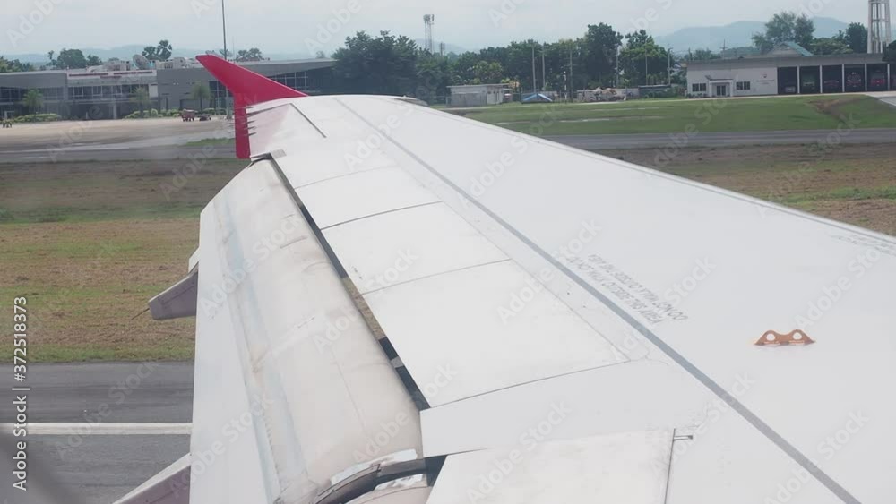 aircraft landing configuration with flap and spoiler extended. Aircraft ...