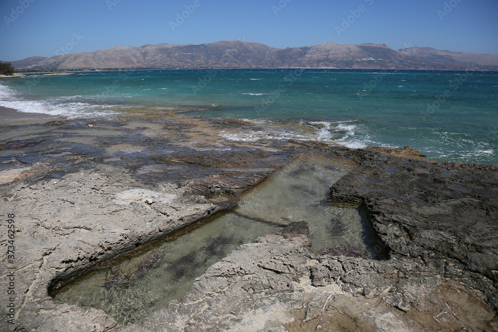 Ancient Greek city ruins of Pavlopetri in Pounta beach in Lakonia ...