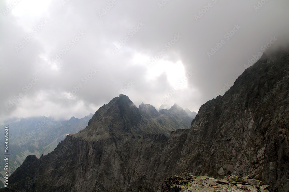Czerwony szlak na Rysy od strony Słowackiej odcinek od Chaty pod Rysami ...