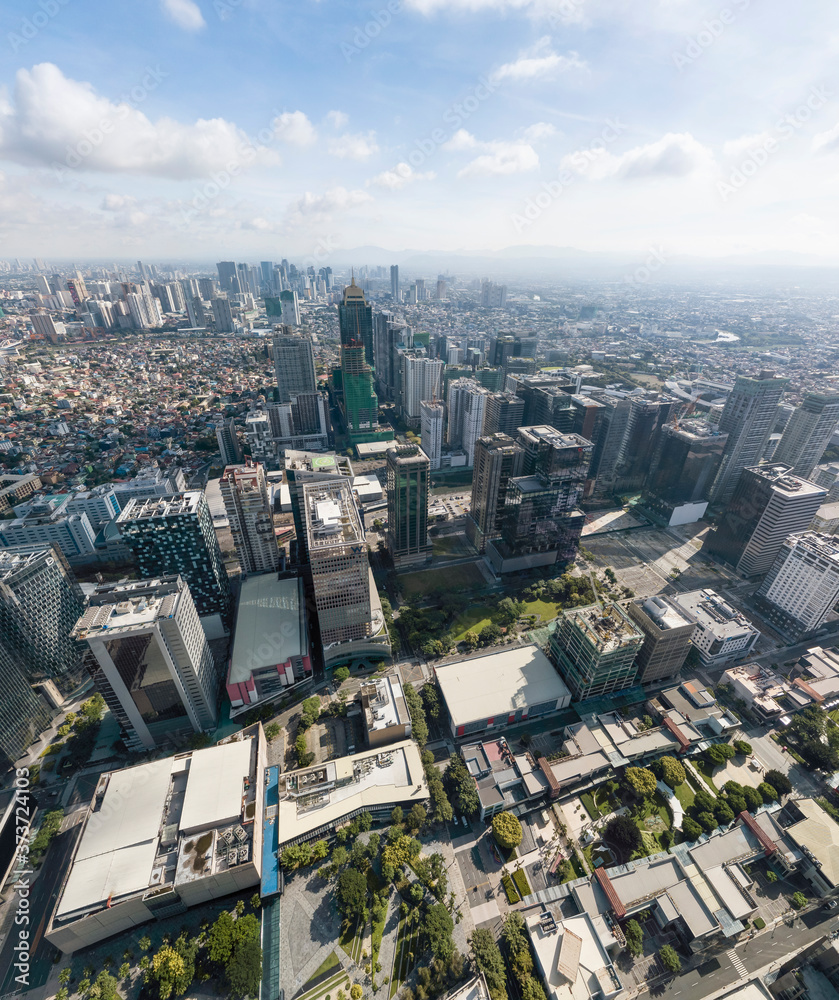 Foto de Aerial showing urban density of Metro Manila, from BGC to ...