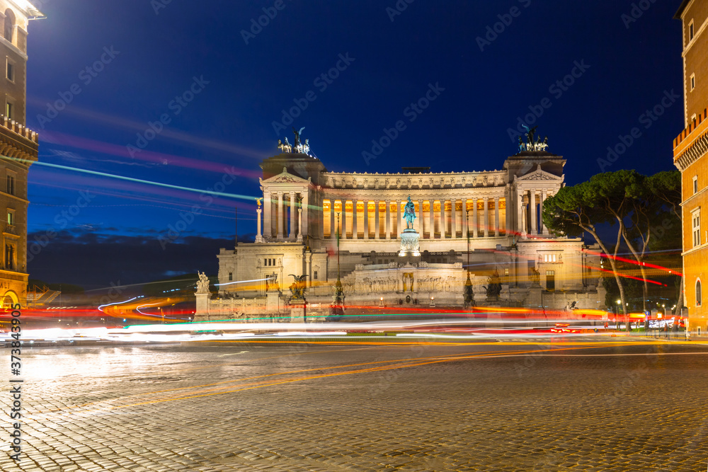Architecture of the Vittorio Emanuele II Monument in Rome at night ...