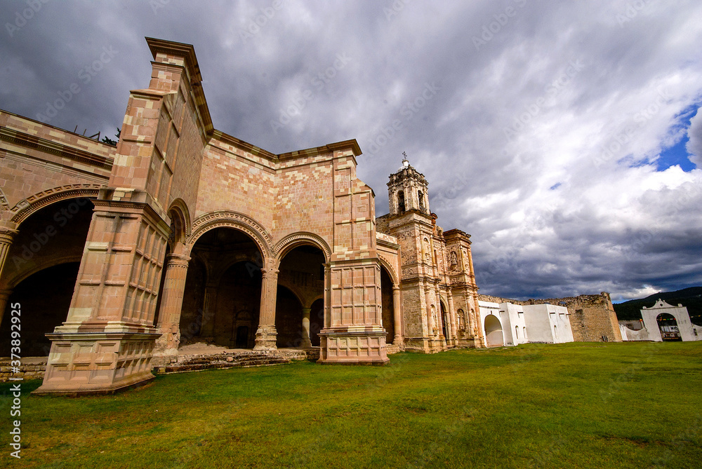 Capilla abierta del monasterio de San Pedro Teposcolula(s.XVI).Mixteca ...