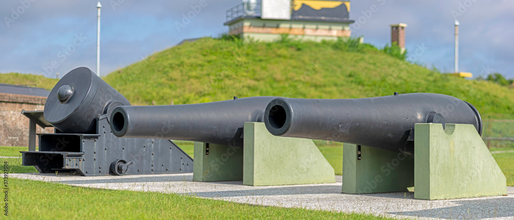 Guns of Fort Moultrie, a 13-inch mortar and two 10-inch Rodman cannons ...