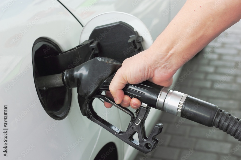 Refueling the car with fuel. It looks like we didn't get all your files ...