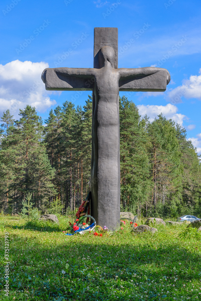 The Scorby Cross memorial is the first monumental memorial in the ...