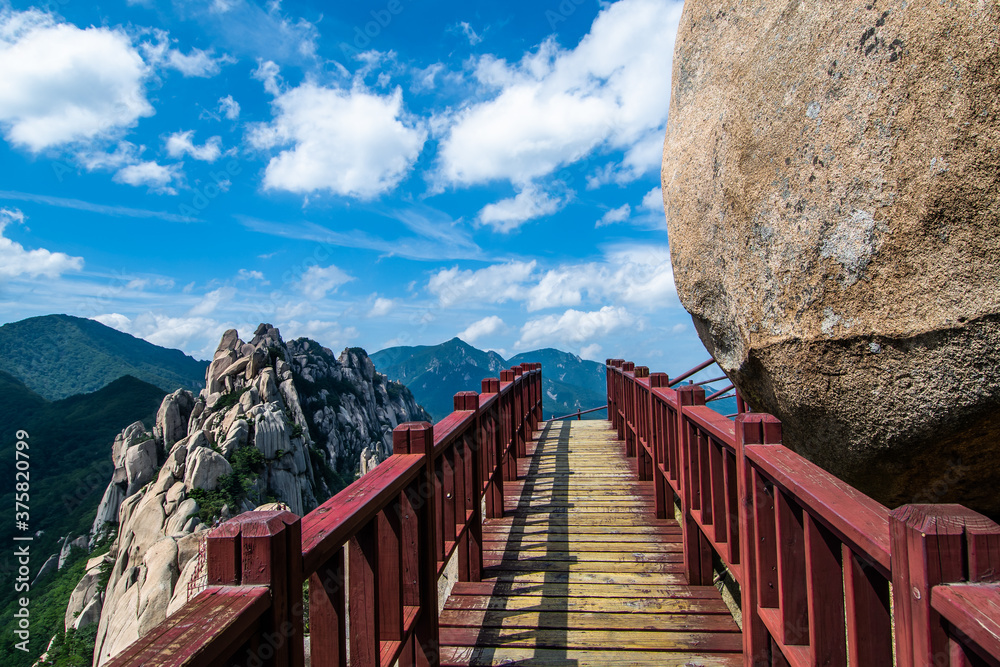 Foot bridge at Ulsan Bawi Peak at Seoraksan National Park in Sokcho ...