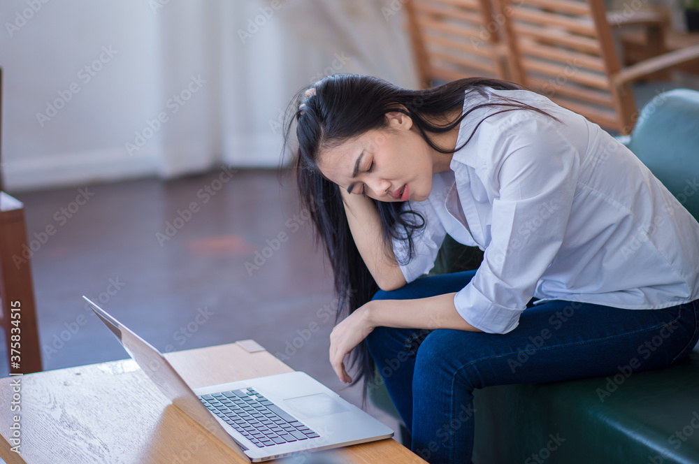 Overworked stressed asian business woman employee holding glasses ...
