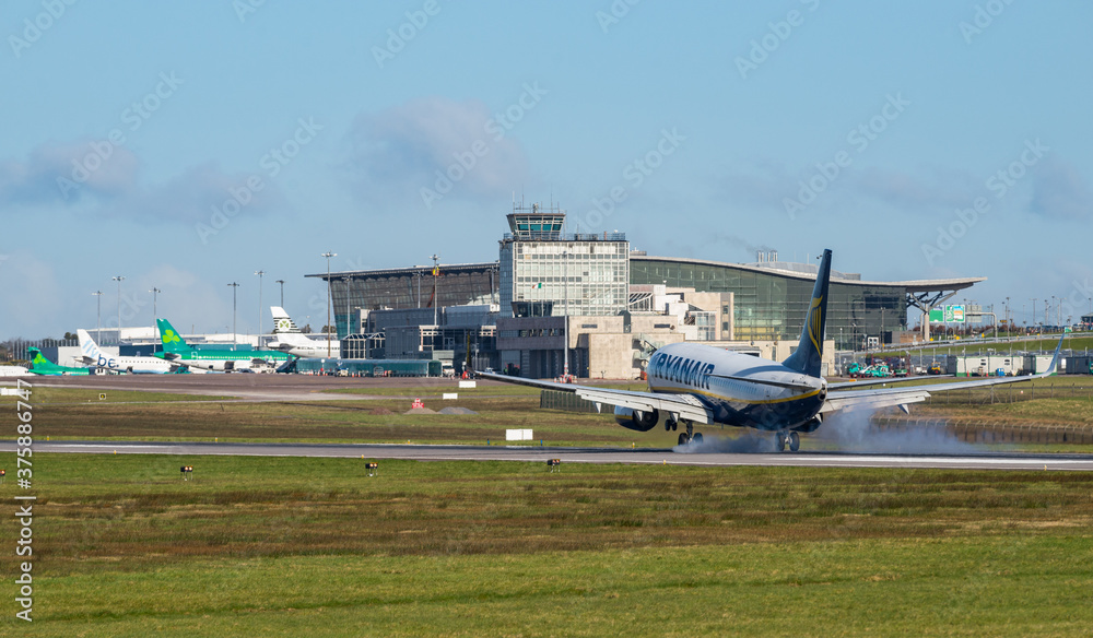 Cork Airport, Ireland - 23rd February 2016: Ryanair aircraft landing on ...
