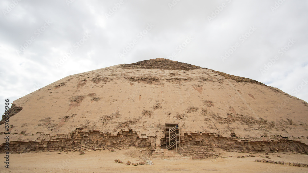 Bent pyramid of Egypt Saqqara history step to learn how Egyptian build ...