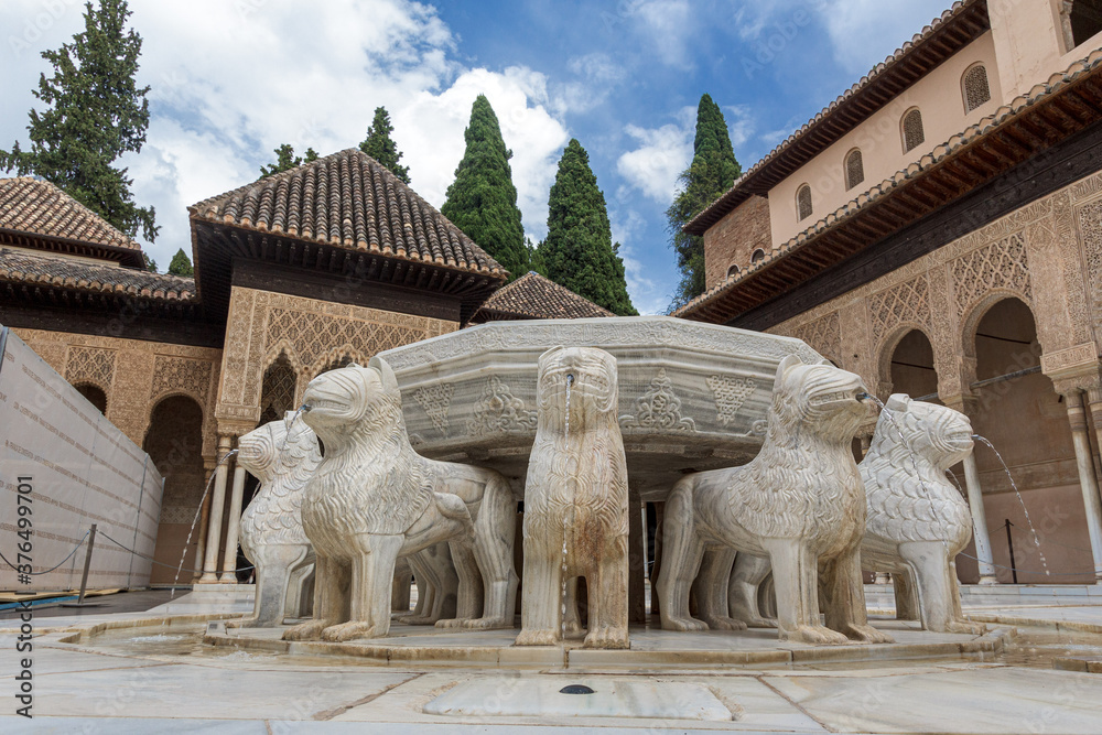 Foto de Alhambra of granada National monument do Stock | Adobe Stock
