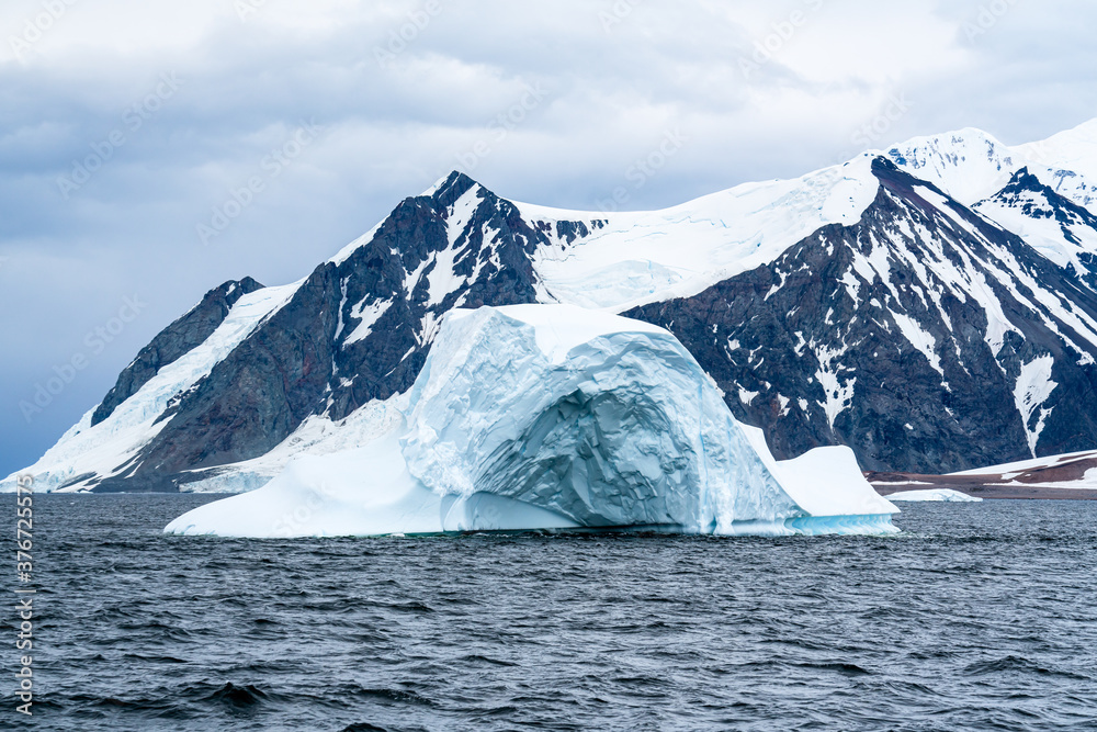 Antarctica, antarctic Peninsula, after crossing the circle line ...