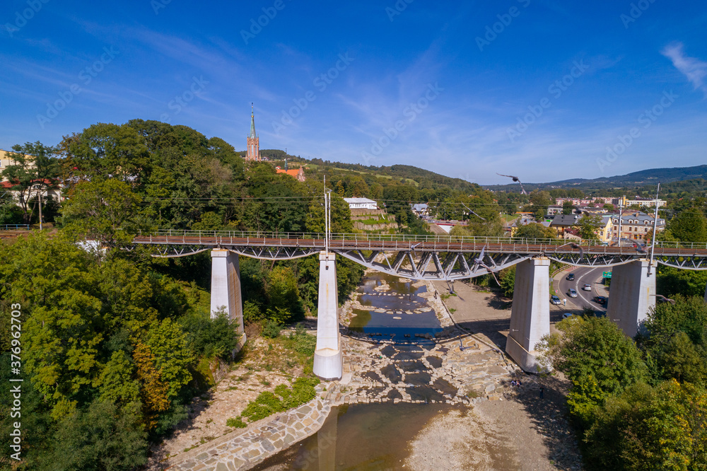 Grybów, most kolejowy nad rzeką Biała. Małopolska Stock-Foto | Adobe Stock